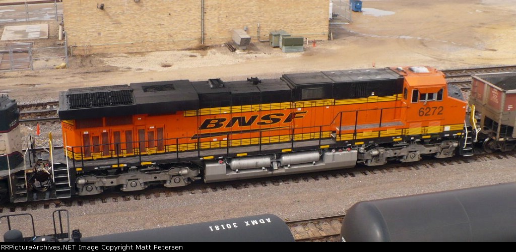 BNSF 6272